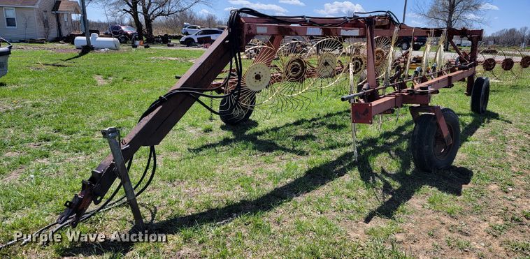 Sitrex Magnum MK10-12 hay rake in Lamar, MO | Item JL9675 sold | Purple ...