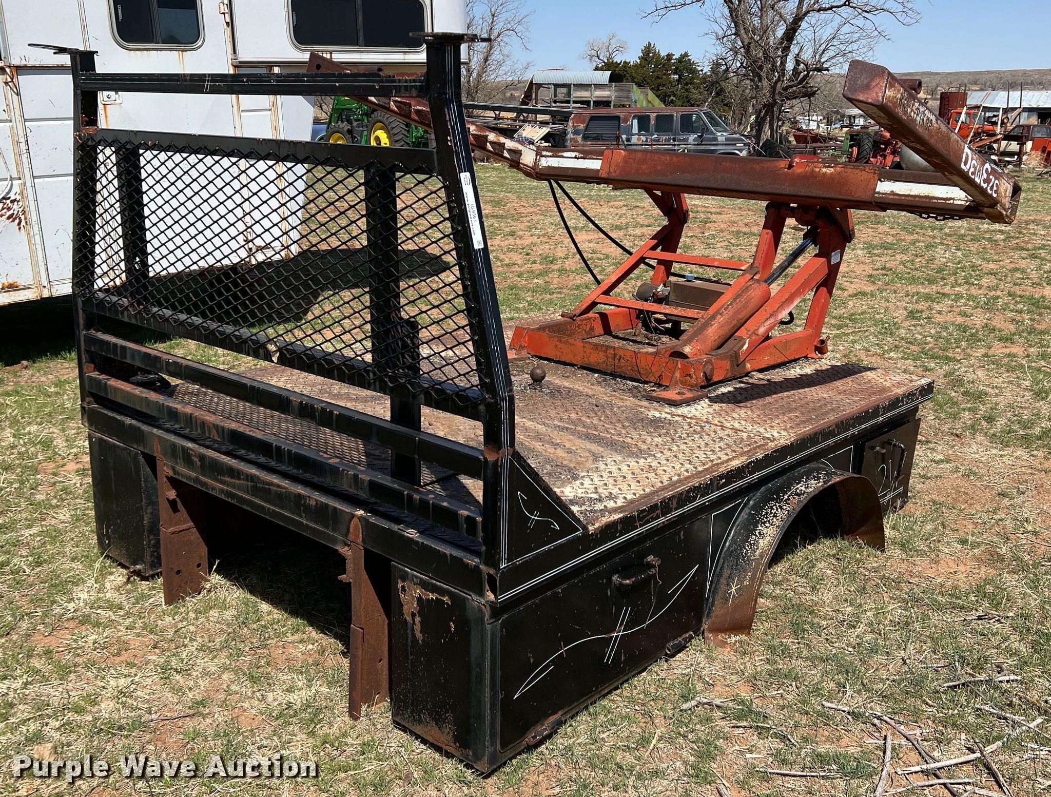 Steel flatbed in Laverne, OK | Item IG9361 sold | Purple Wave