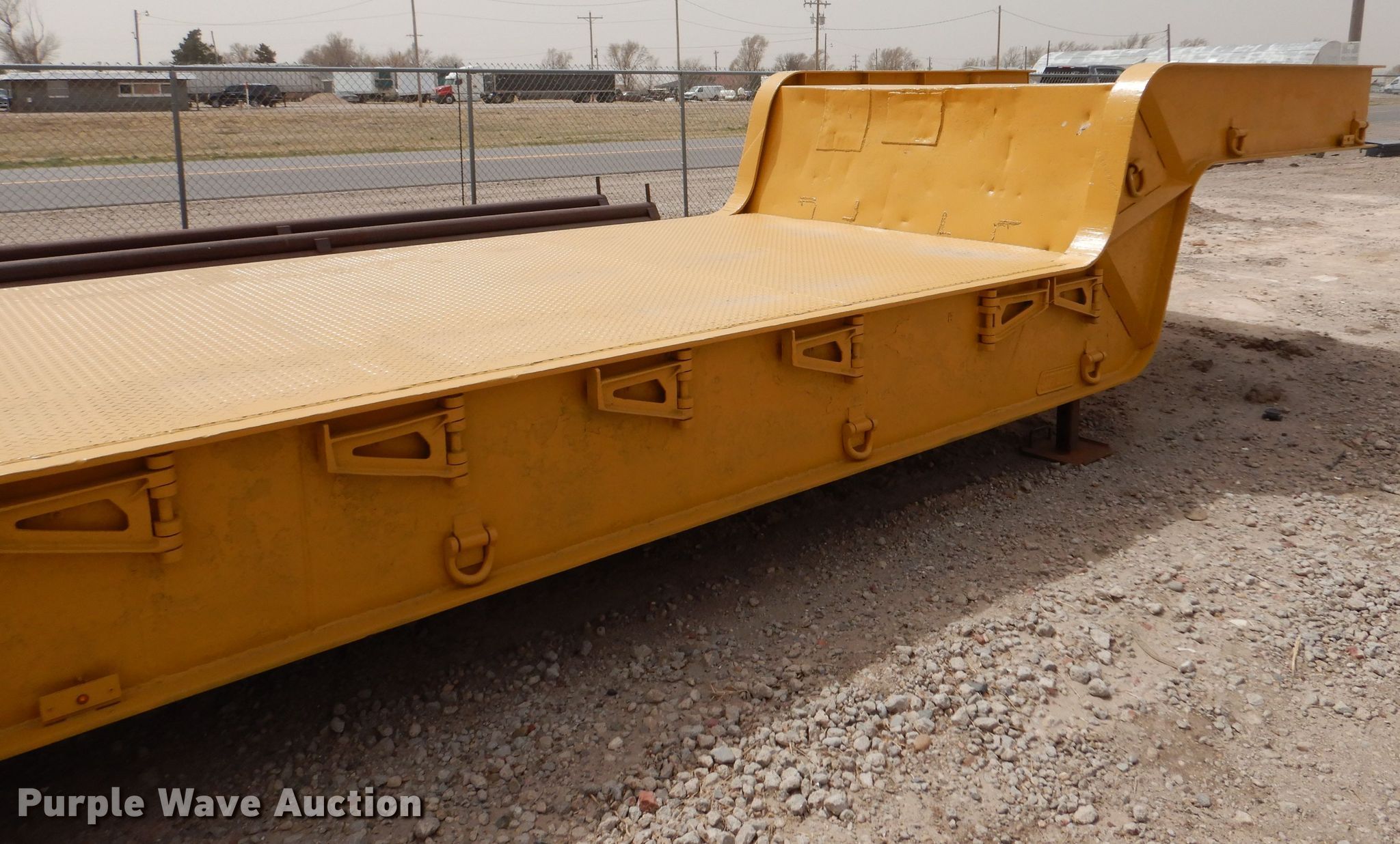 1968 UTI drop deck equipment trailer in Garden City, KS | Item LJ9942 ...