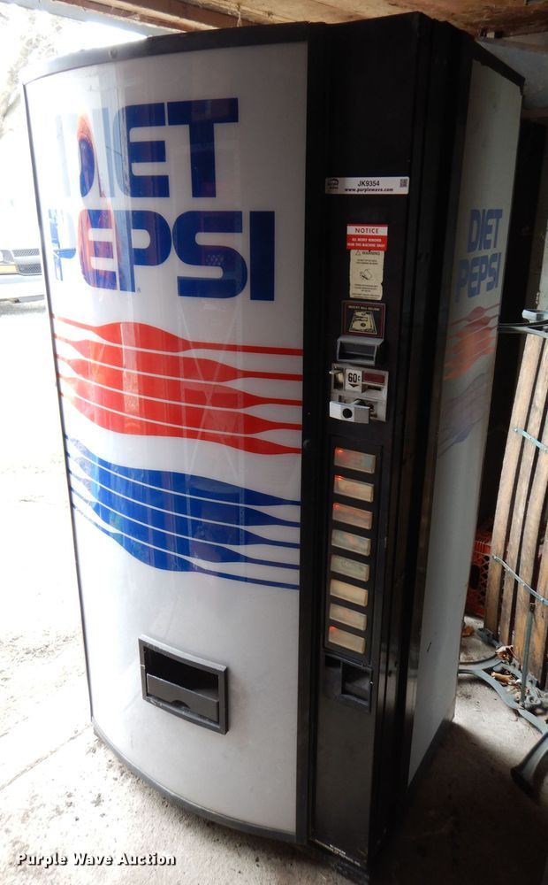 Dixie-Narco DNCB 368MC vending machine in Waukee, IA | Item JK9354 sold ...