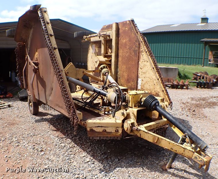 Alamo batwing rotary mower in Norman, OK | Item MF9290 sold | Purple Wave