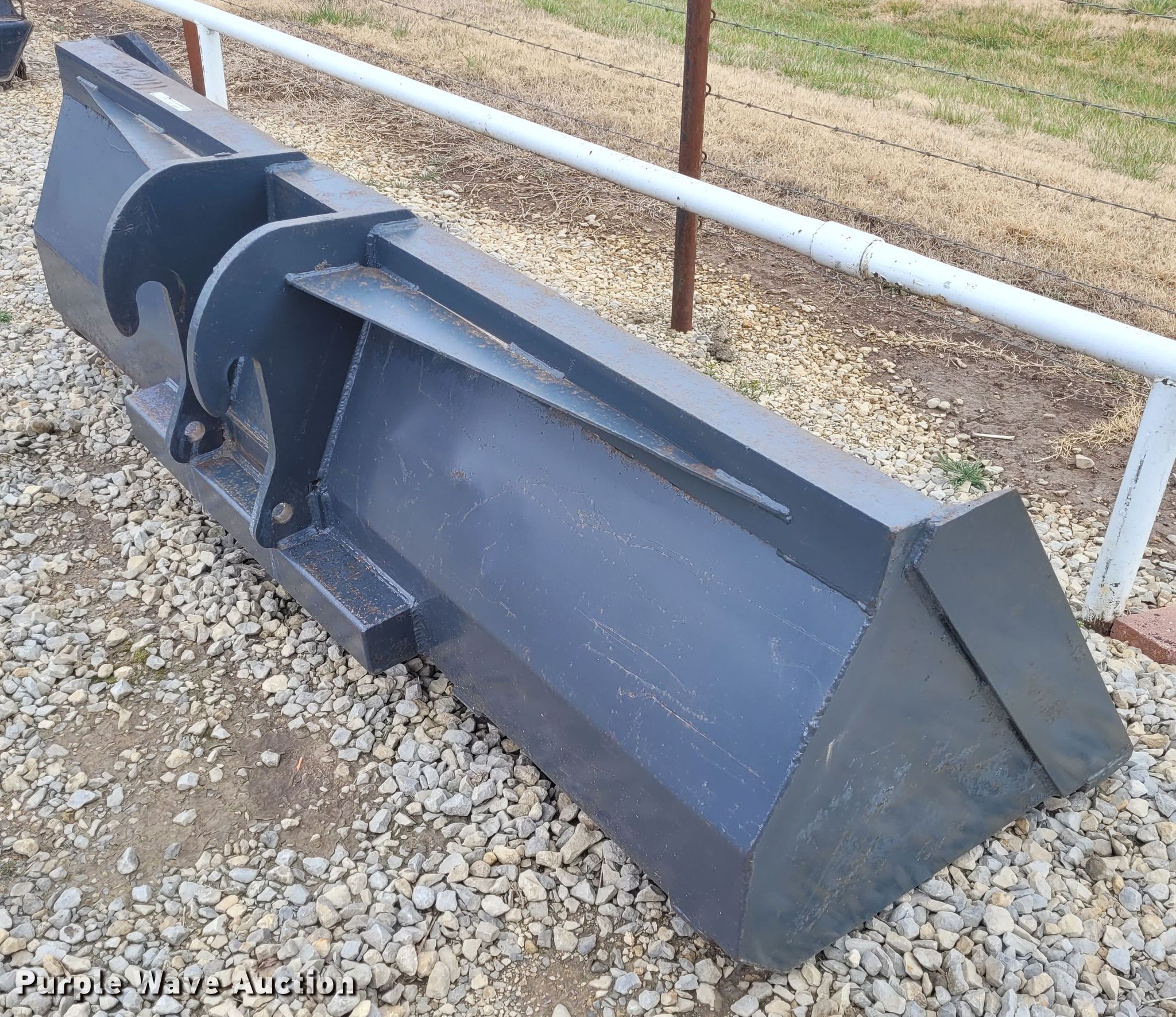 8' W telehandler bucket in Augusta, KS | Item BY9489 sold | Purple Wave