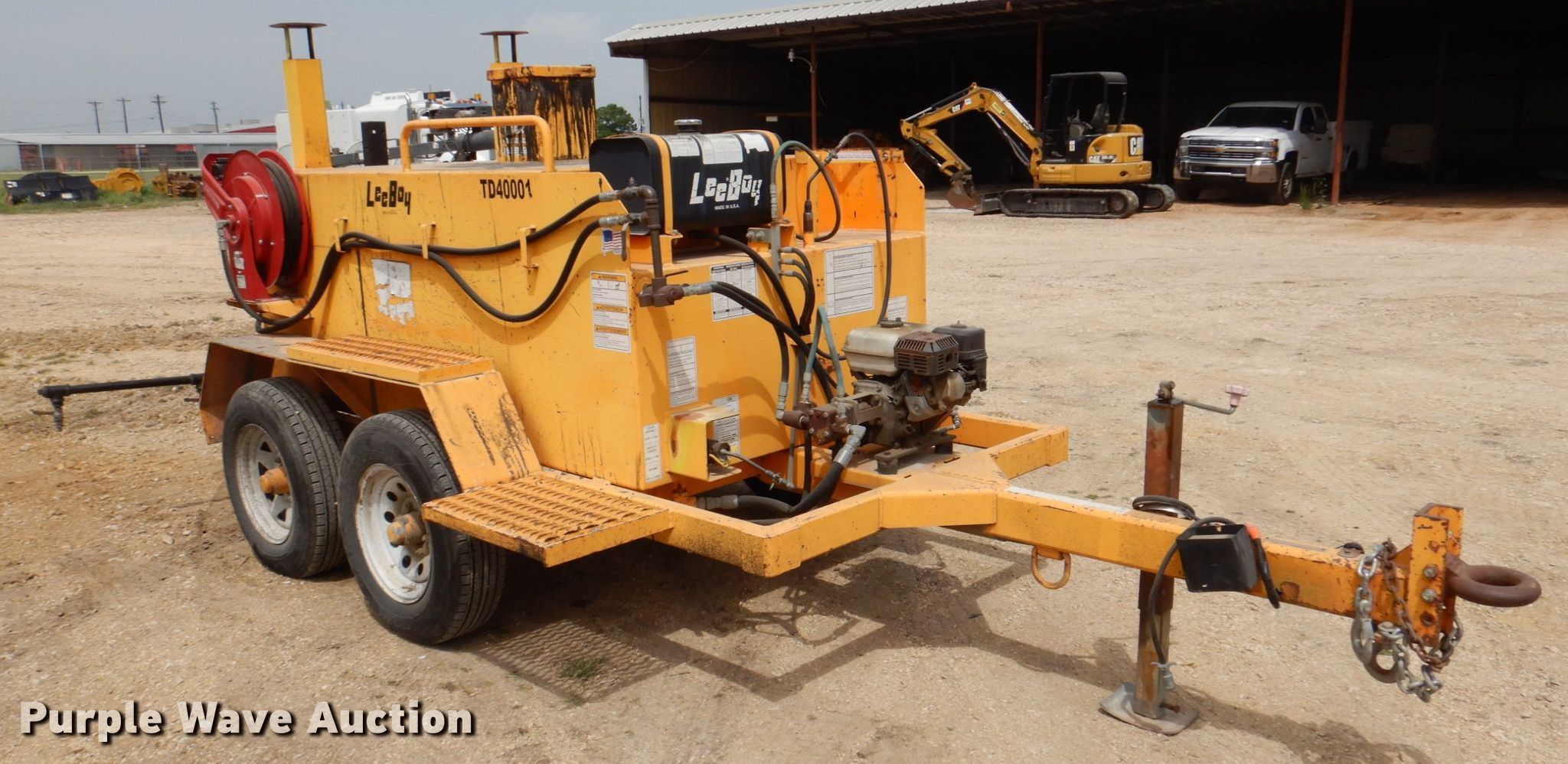 2003 LeeBoy 500 tack distributor in Lockhart, TX | Item DP3930 sold ...
