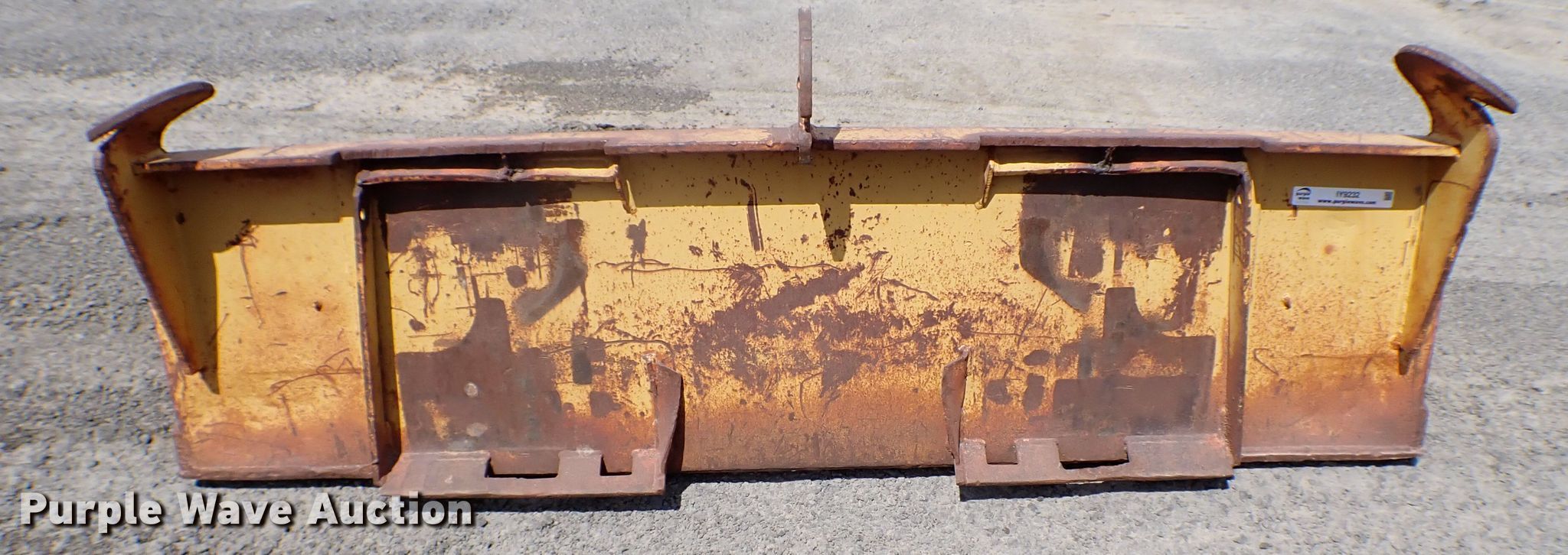 75" W skid steer bucket in Edmond, OK | Item IY9232 sold | Purple Wave