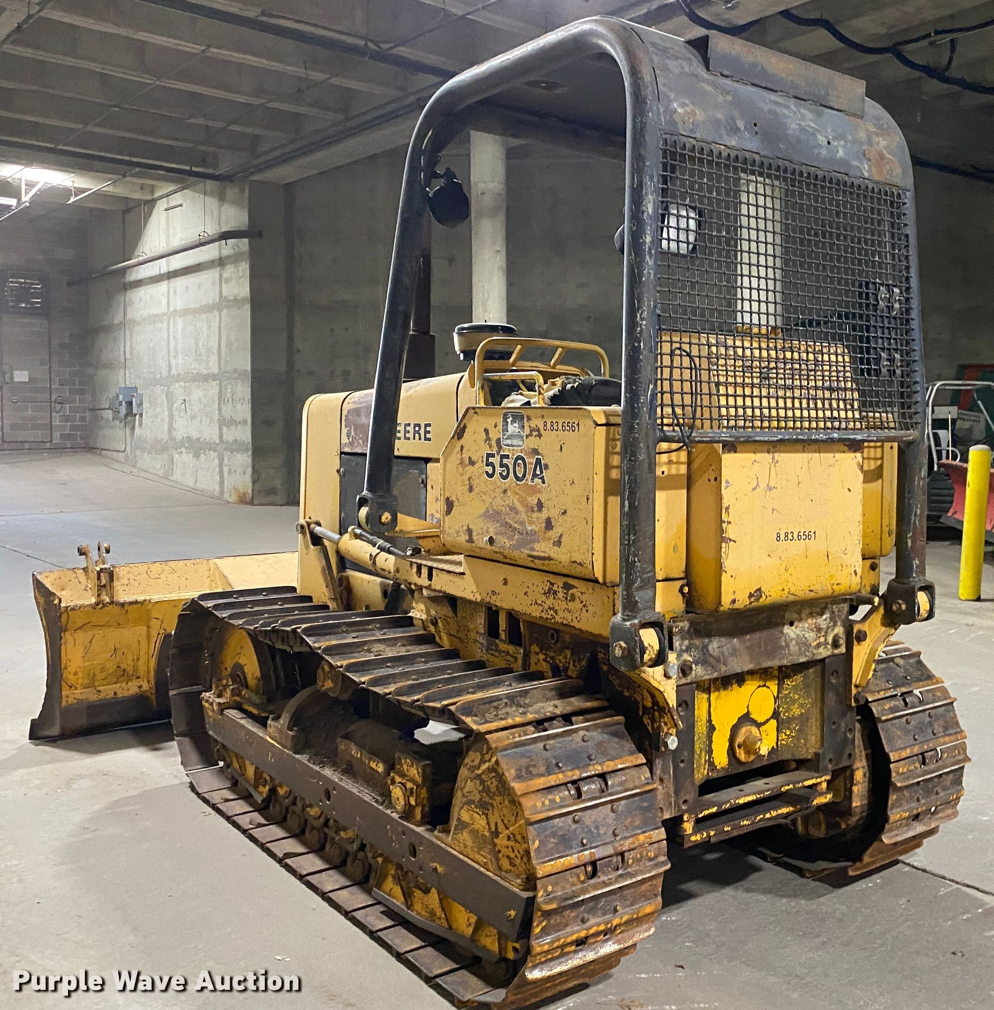 1984 John Deere 550A dozer in Tulsa, OK | Item JL9034 sold | Purple Wave