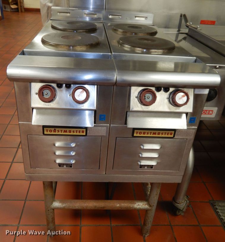 Toastmaster range in Louisburg, KS | Item KM9591 sold | Purple Wave