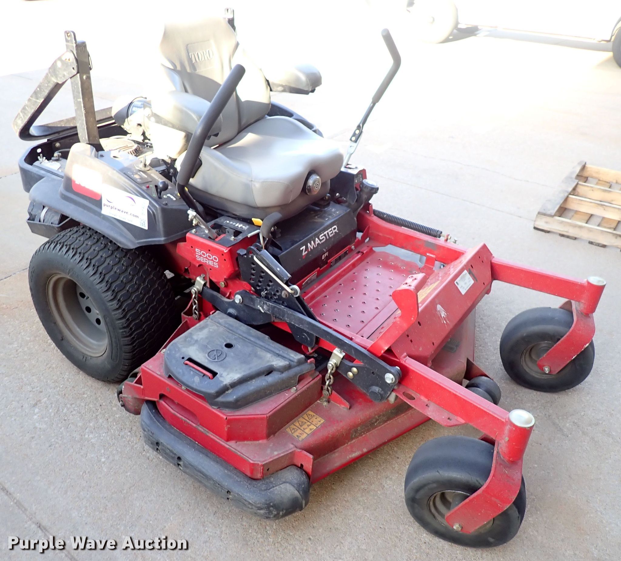 Toro Z Master ZTR lawn mower in Wichita, KS | Item DI1922 sold | Purple ...