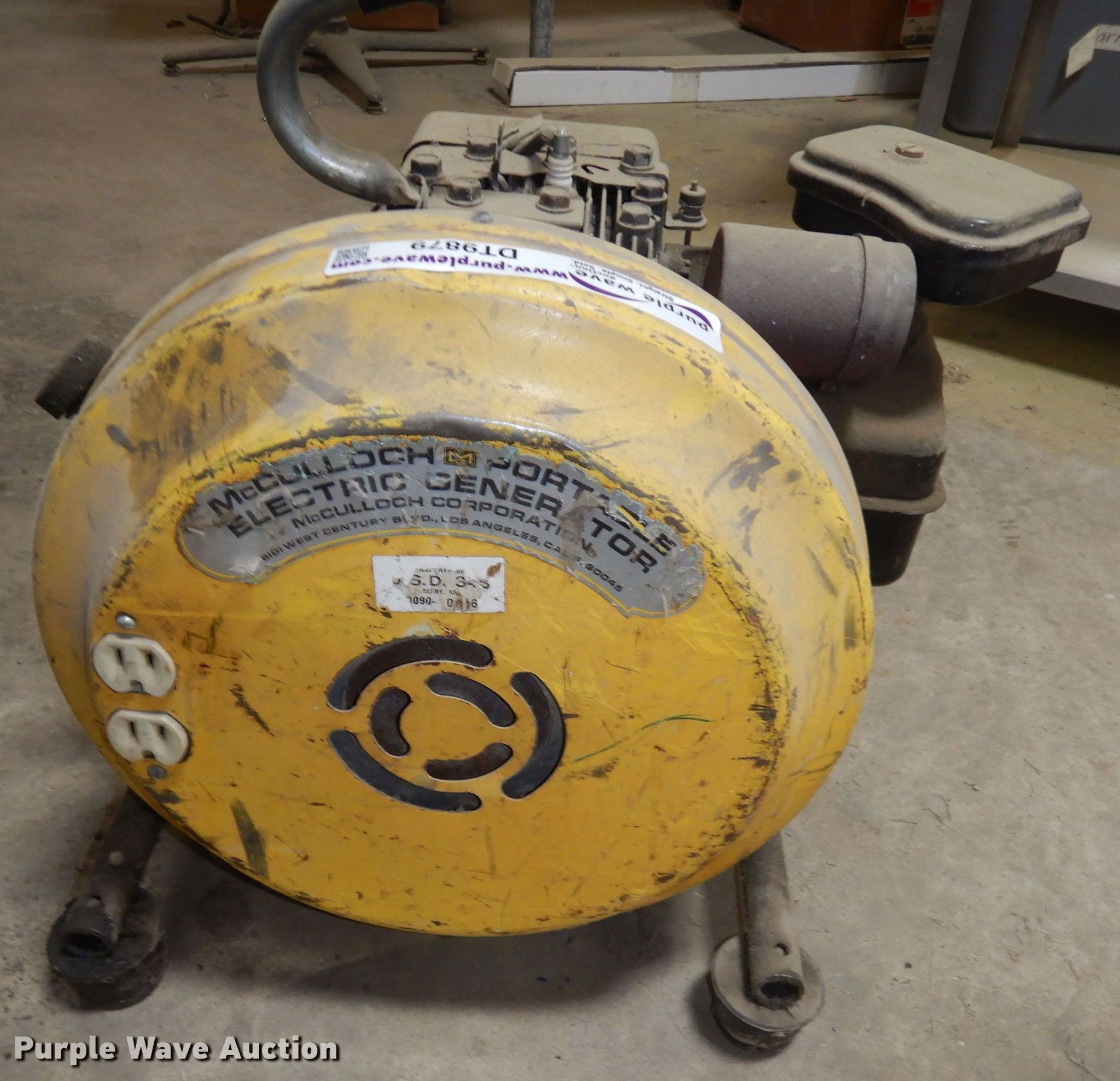 Mccullough generator in Perry , KS | Item DT9879 sold | Purple Wave