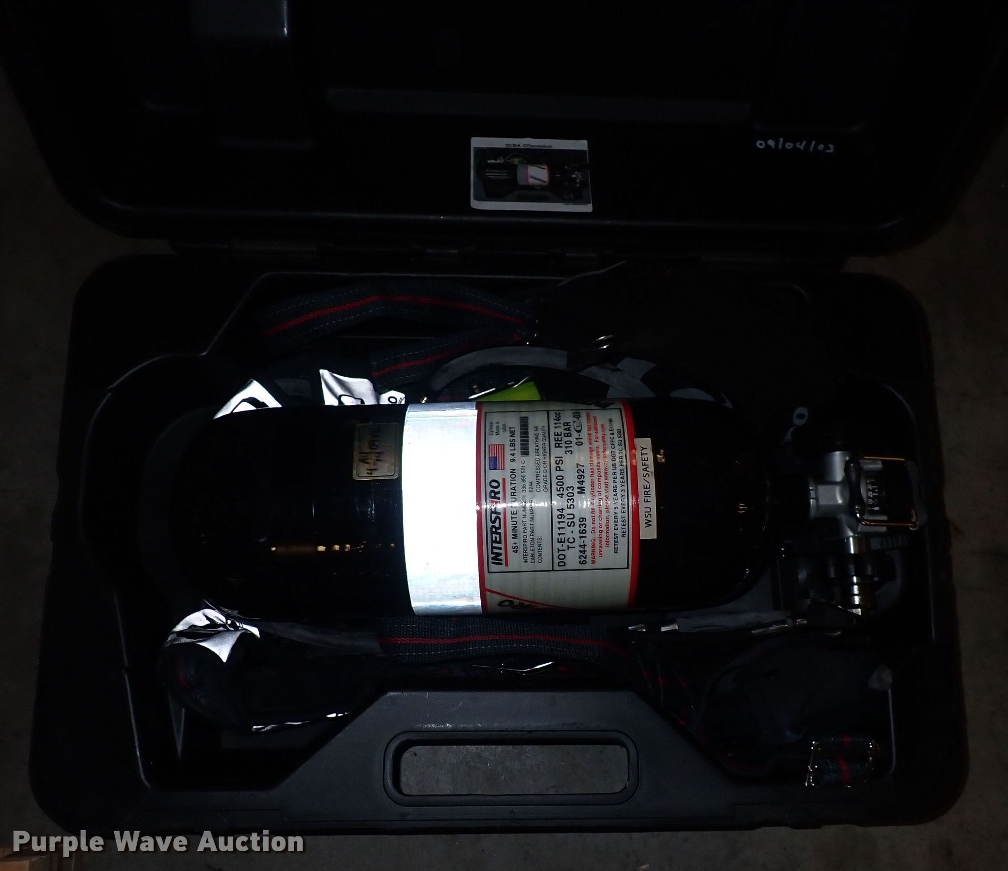 Interspiro oxygen tank in Wichita, KS | Item MA9591 sold | Purple Wave