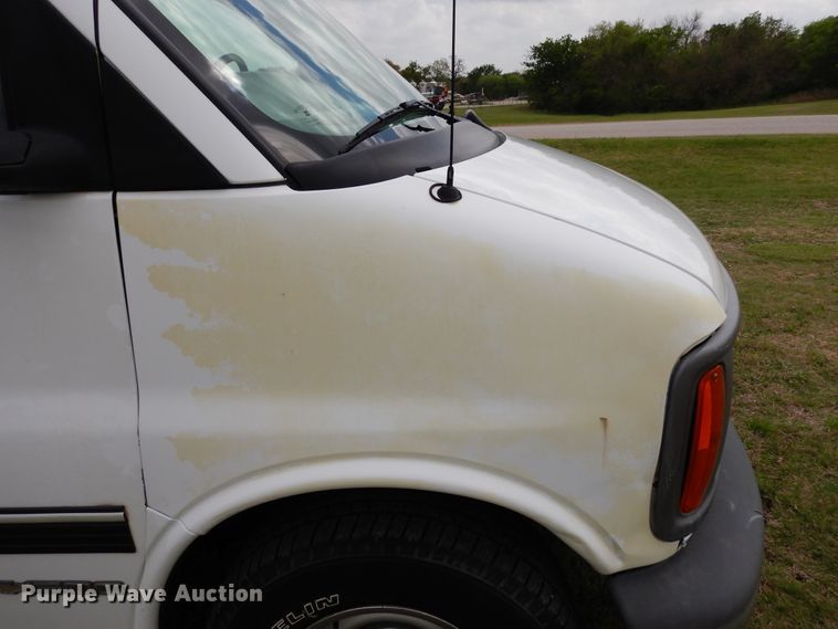 1998 Chevrolet Express 1500 van in Ardmore, OK | Item KR9784 sold ...