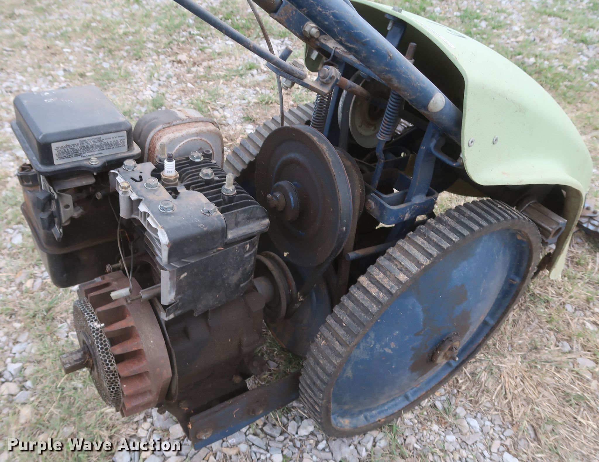 Jari sickle mower in Ardmore, OK | Item JR9489 sold | Purple Wave