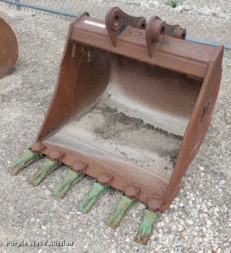 (3) Werk-Brau excavator buckets in Kansas City, KS | Item JX9182 sold ...