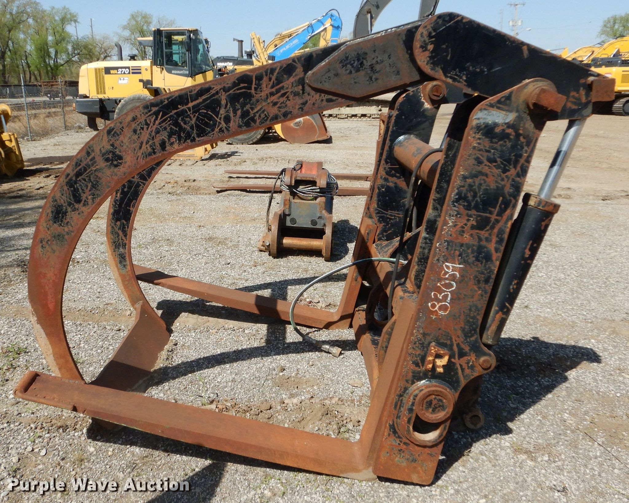 Rockland grapple forks in Kansas City, KS | Item JX9170 sold | Purple Wave