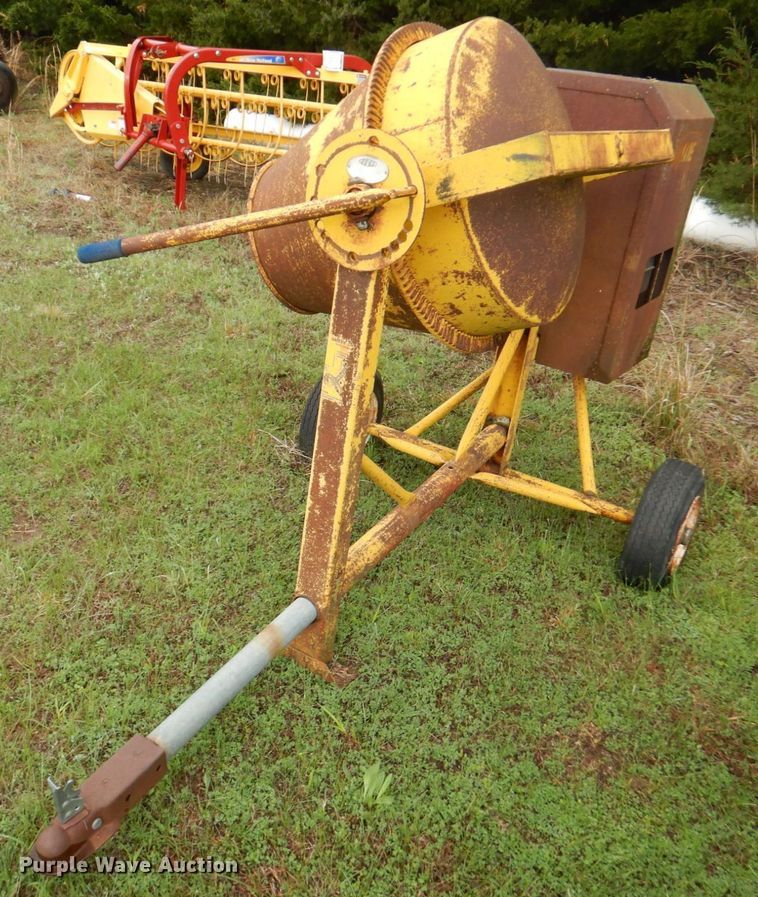Dixie 4CM concrete mixer in Reading, KS | Item DM6175 sold | Purple Wave