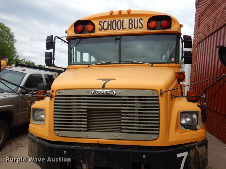 2001 Freightliner FS65 school bus in Cottonwood Falls, KS | Item DT9804 ...