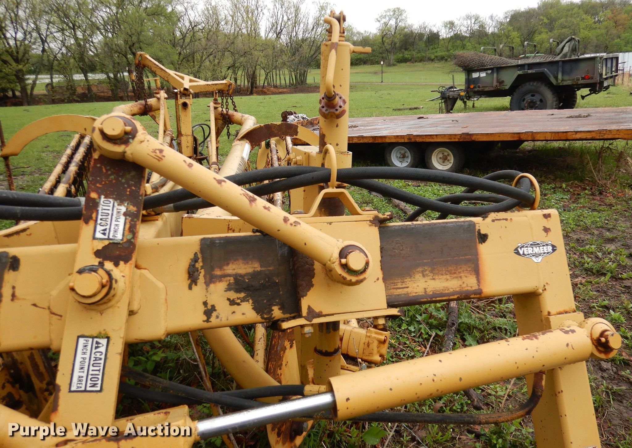 1989 Vermeer R23 hay rake in Topeka, KS | Item DT9873 sold | Purple Wave