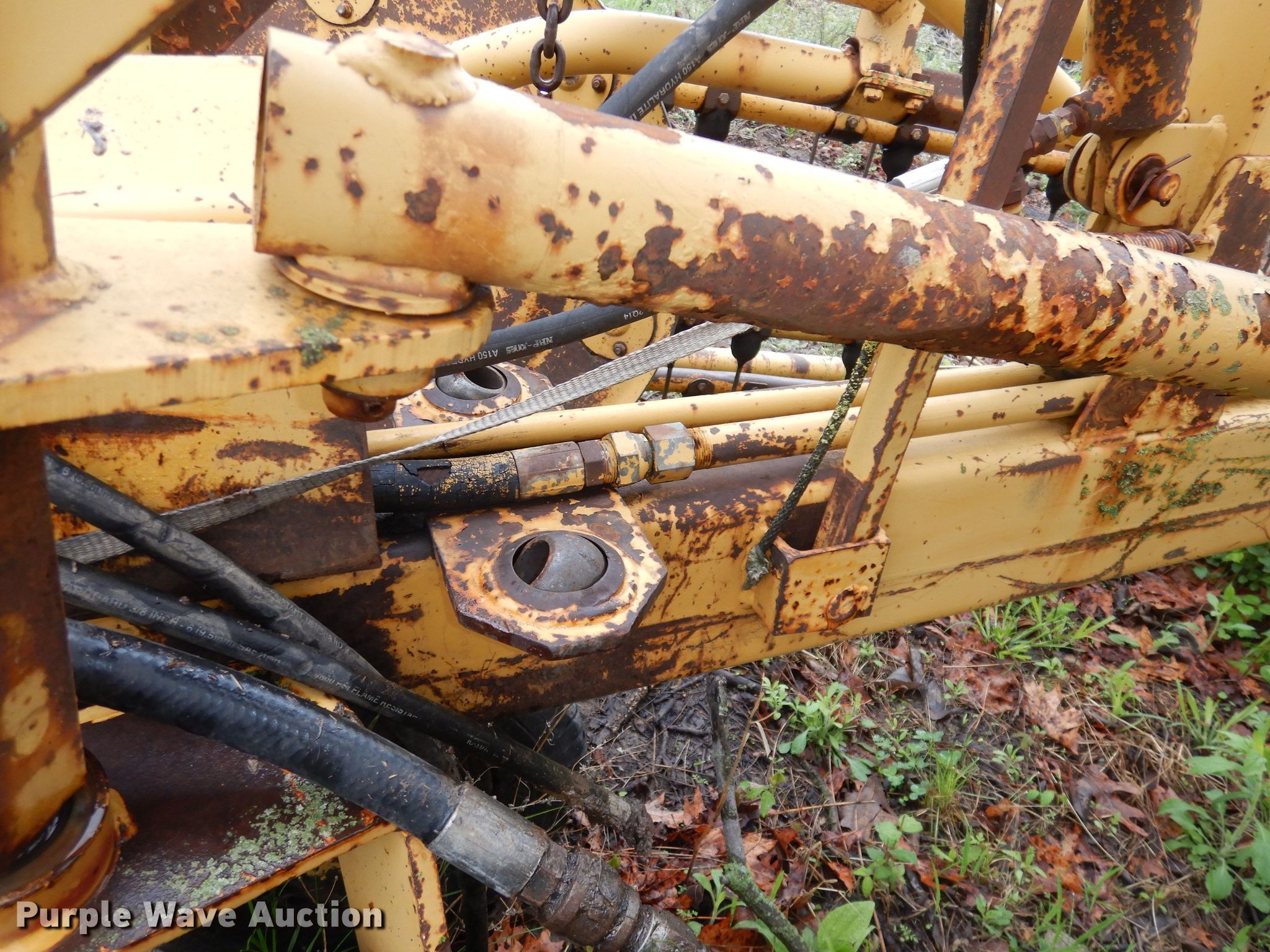 1989 Vermeer R23 hay rake in Topeka, KS | Item DT9873 sold | Purple Wave