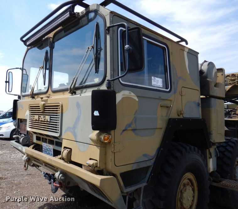 1986 MAN M1001 crane truck in Osborn, MO | Item DP5516 sold | Purple Wave