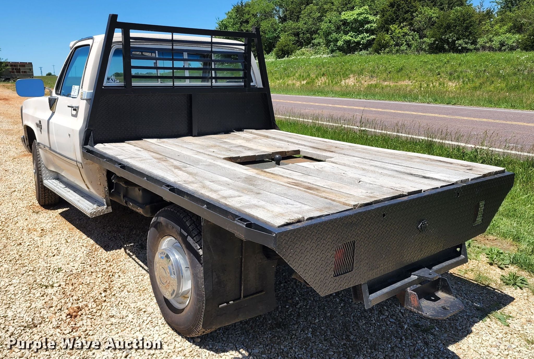 1983 Chevrolet K20 flatbed pickup truck in Cole Camp, MO | Item DL6523 ...