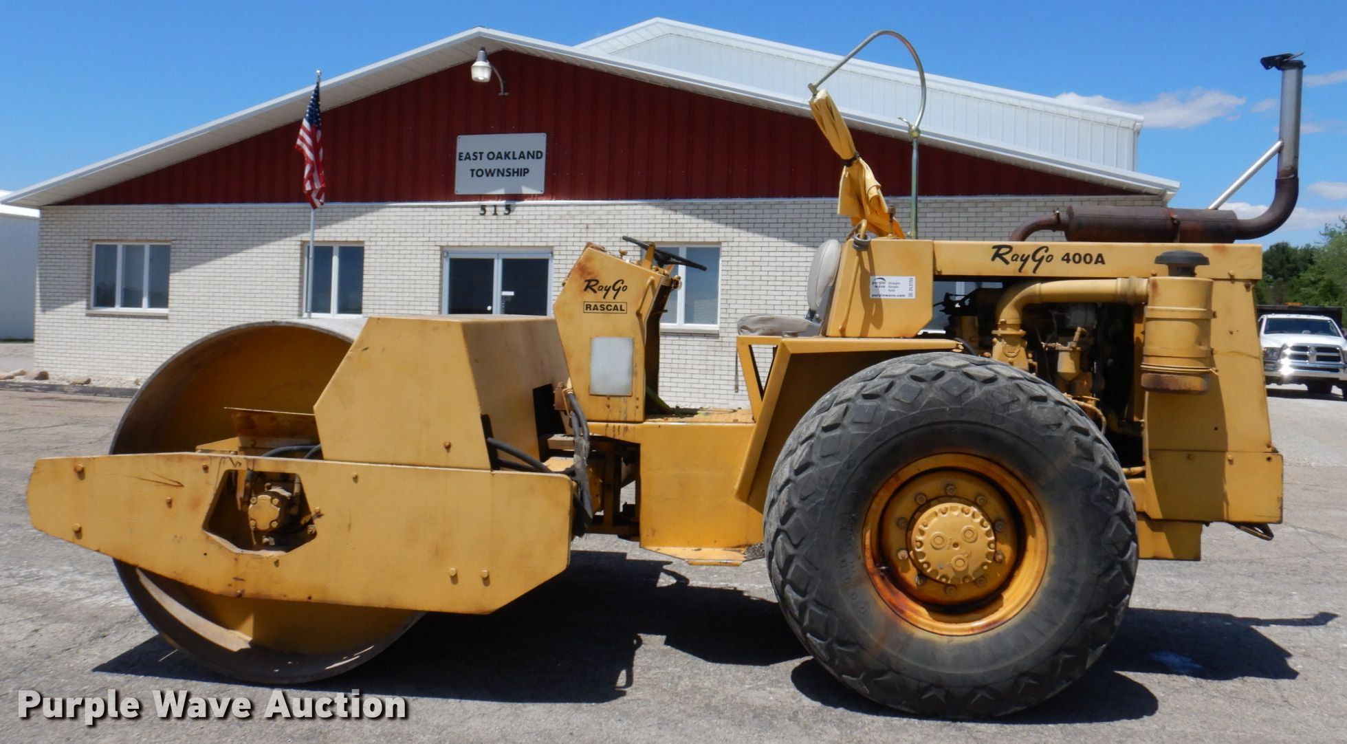 Raygo 400A single drum vibratory roller in Oakland, IL | Item DL3755 ...