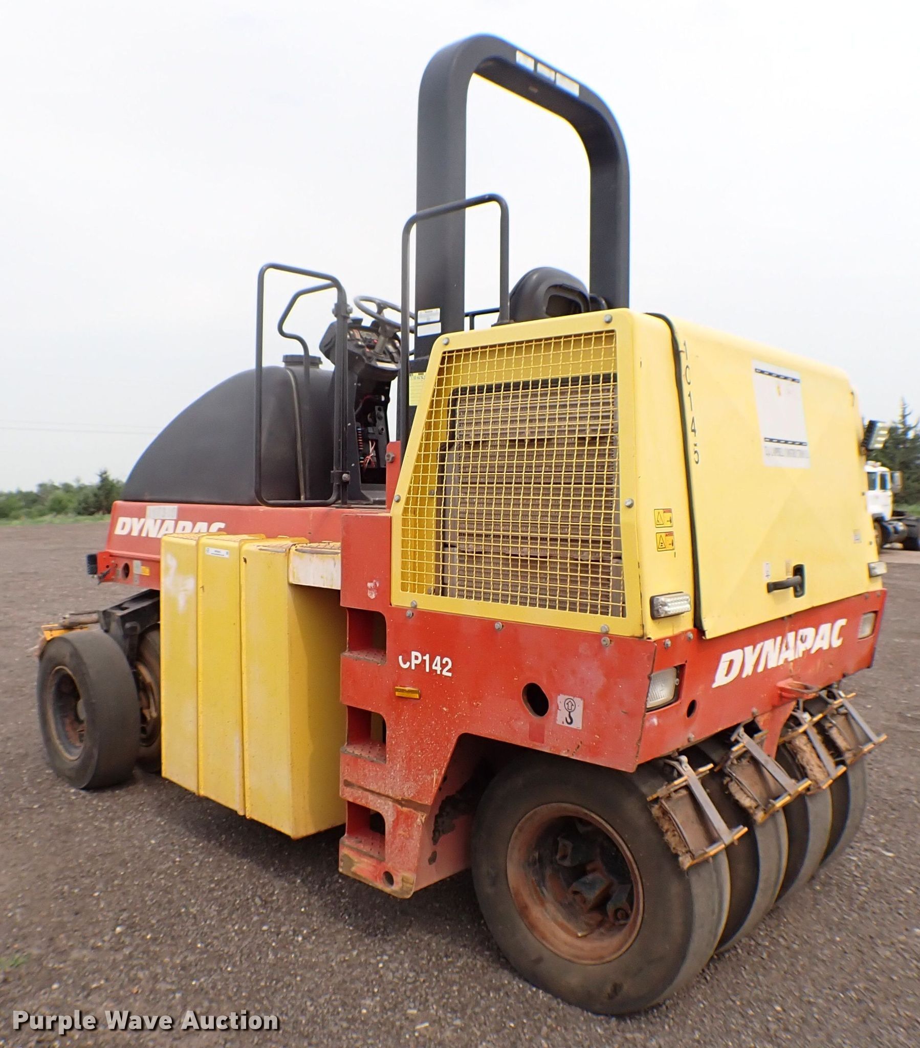 2010 Dynapac CP142 pneumatic roller in Edmond, OK | Item MF9442 sold ...