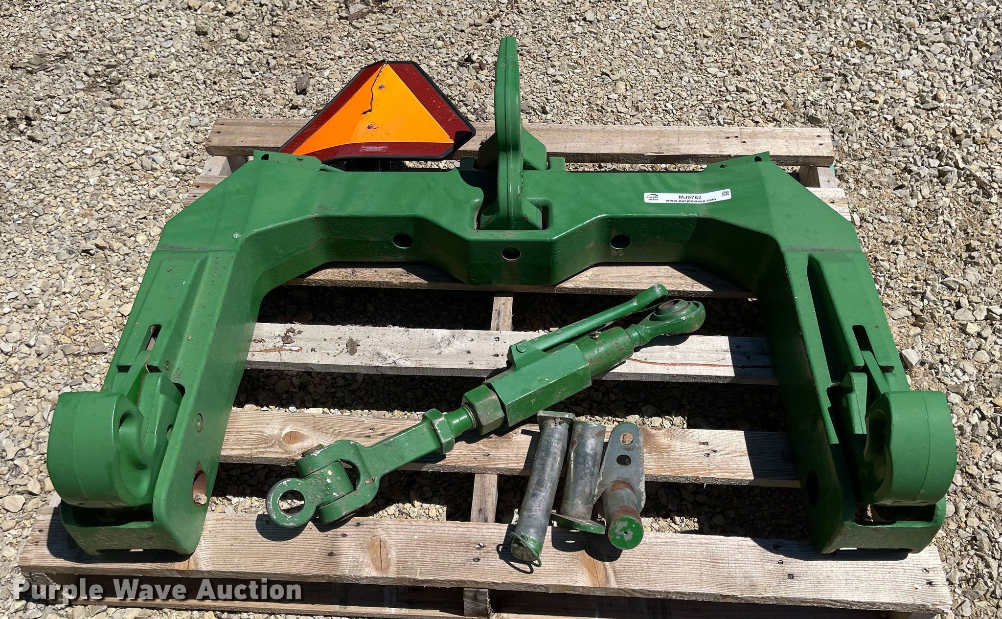 John Deere three point quick attach in Concordia, KS | Item MJ9782 sold ...