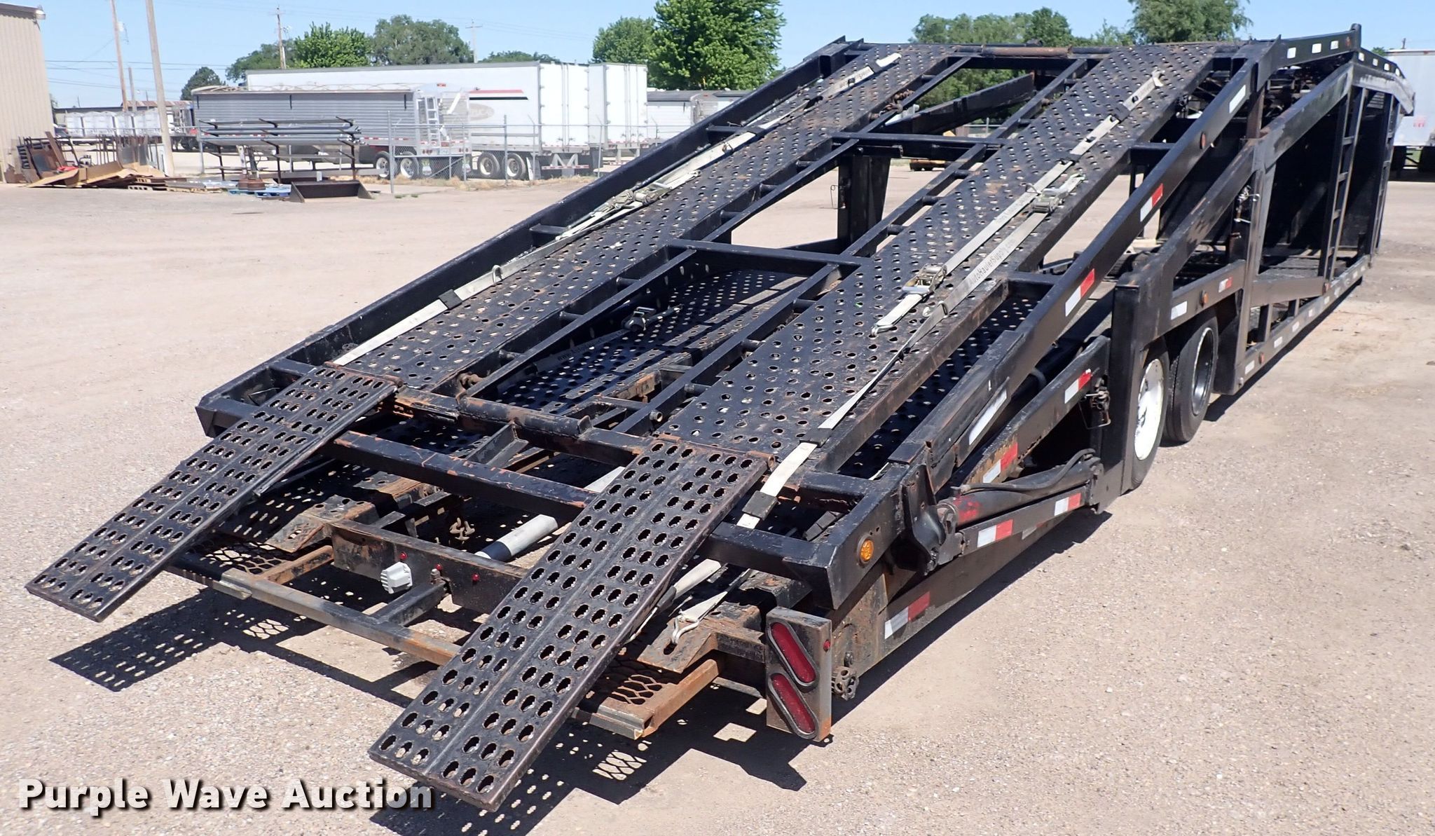 1998 Wanco car carrier in Wichita, KS | Item DS7051 sold | Purple Wave