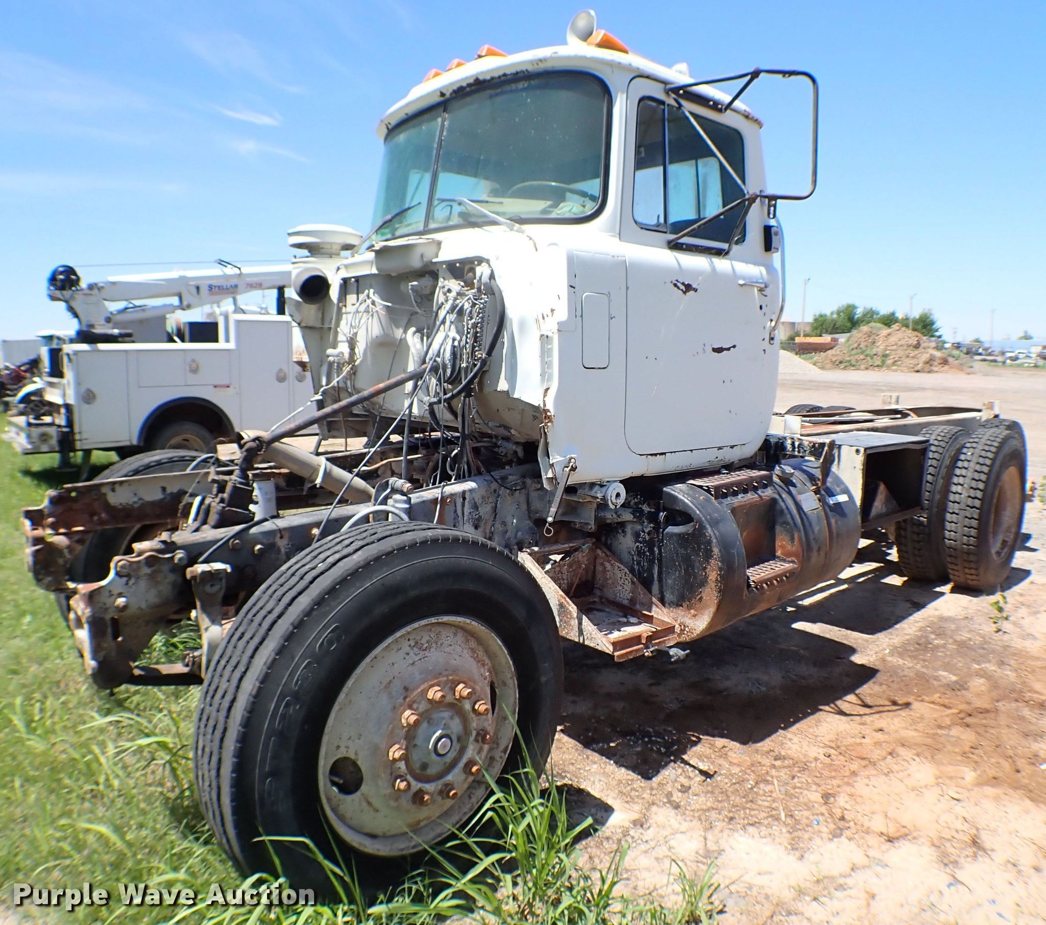 1979 Mack RD truck cab and chassis in Moore, OK | Item MF9372 sold ...