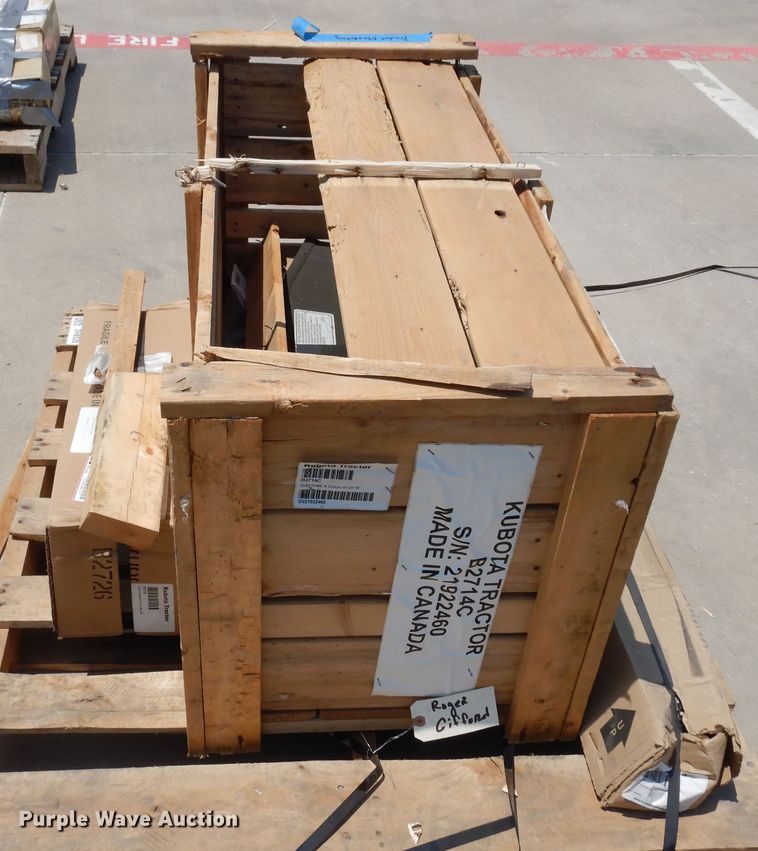 Kubota B2714C quick hitch in Grapevine, TX | Item DH8520 sold | Purple Wave