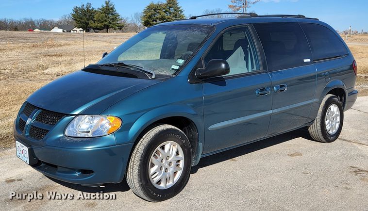 2002 Dodge Grand Caravan Sport van in Moscow Mills, MO | Item KH9726 ...