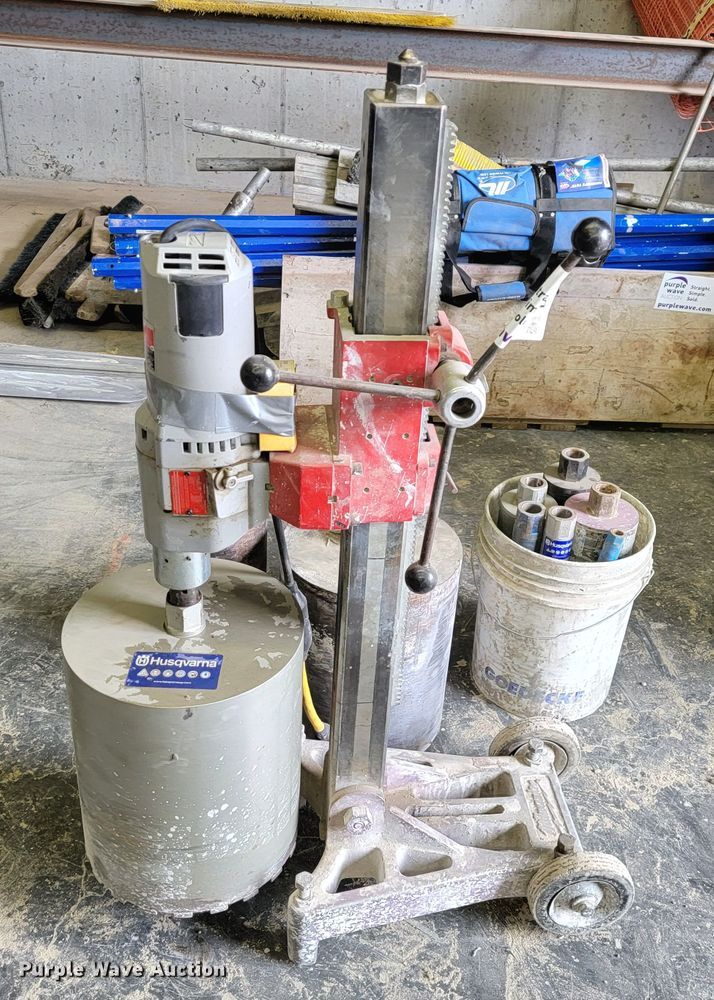 Milwaukee 4130 diamond coring drill stand in Tipton, MO | Item DL4291 ...