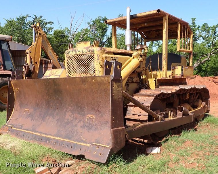 Caterpillar D7 dozer in Edmond, OK | Item LU9037 sold | Purple Wave