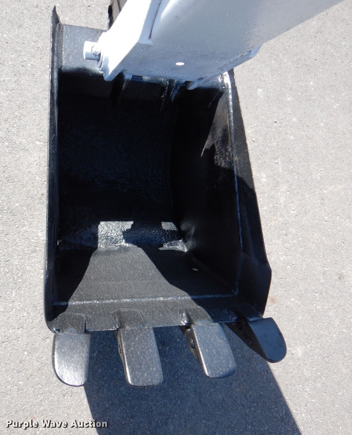 Bobcat 907 skid steer backhoe in Waterloo, NE | Item KD9872 sold ...