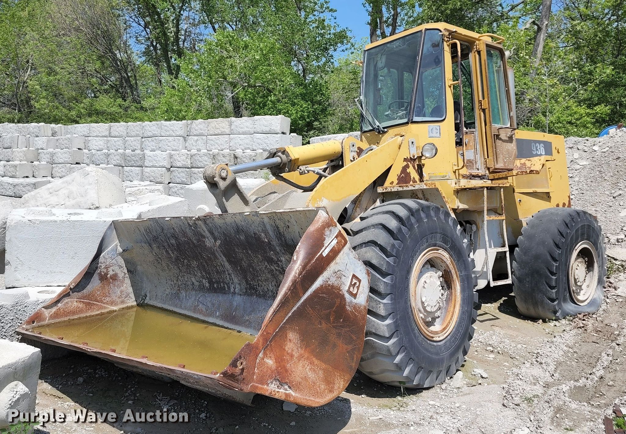 1987 Caterpillar 936 wheel loader in Greenwood, MO | Item KF9046 for ...