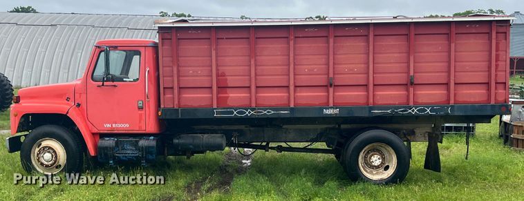 1983 International 1754 grain truck in Pawhuska, OK | Item HL9067 sold ...