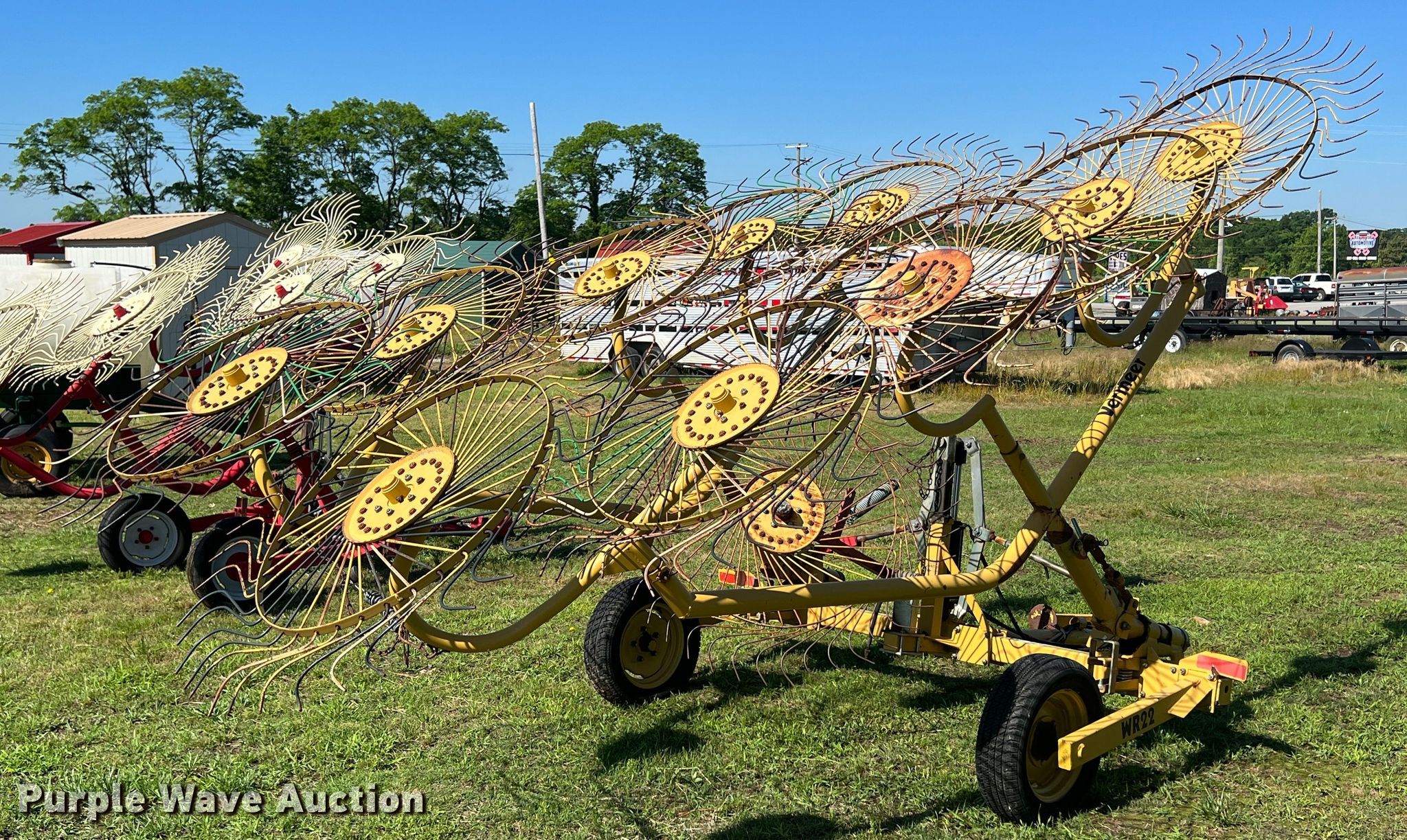2002 Vermeer WR22 hay rake in Locust Grove, OK | Item HL9104 sold ...