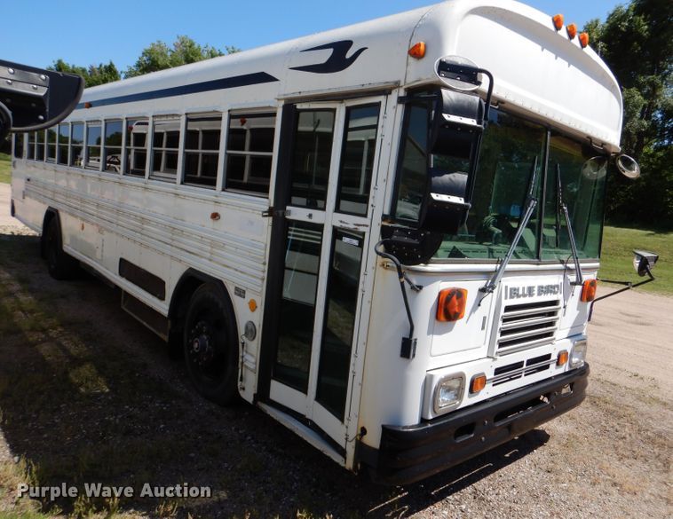 1991 Blue Bird school bus in Larned, KS | Item LS9244 sold | Purple Wave