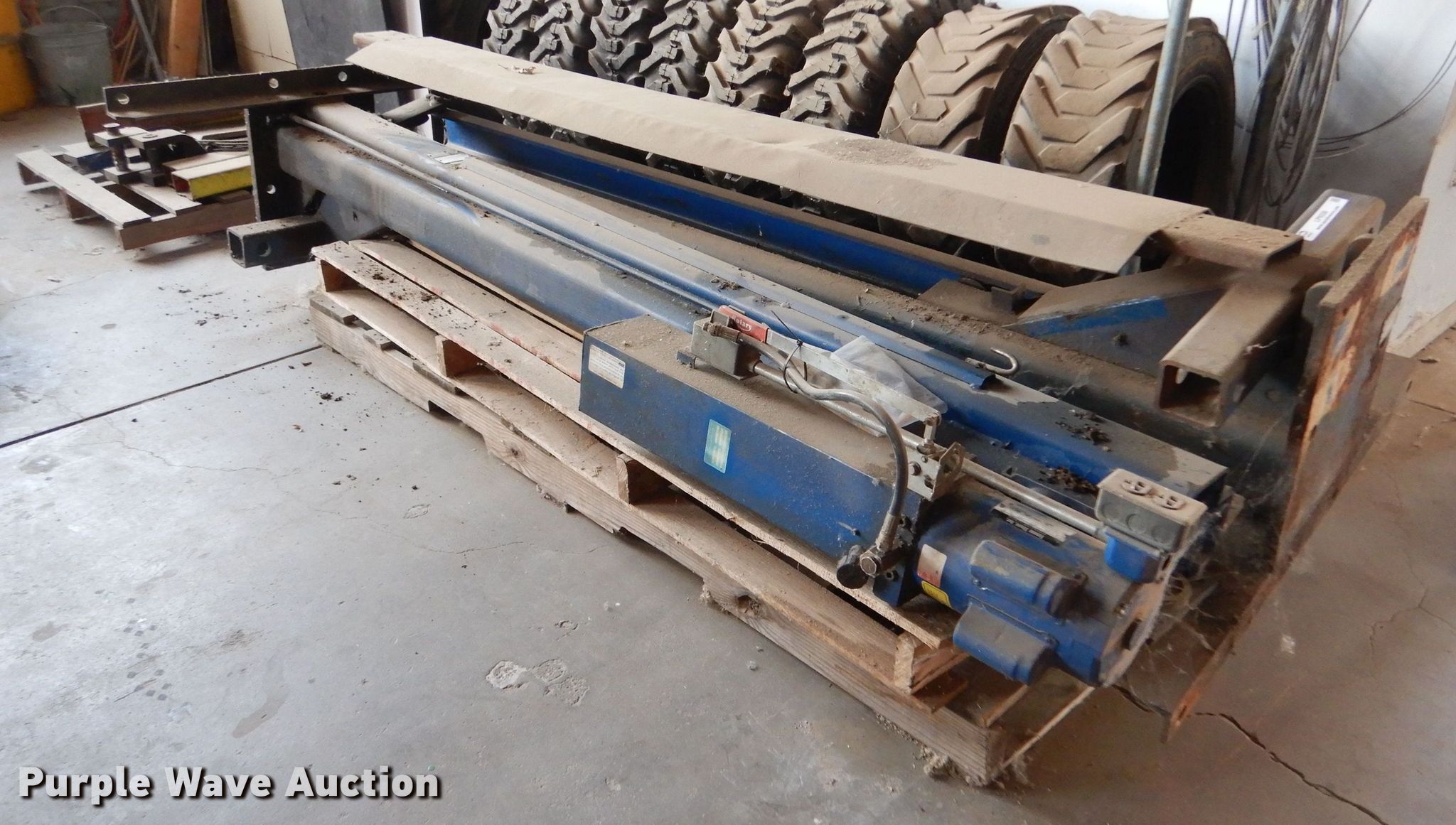 Rotary SP84 two post automotive lift in Larned, KS | Item LP9338 sold ...