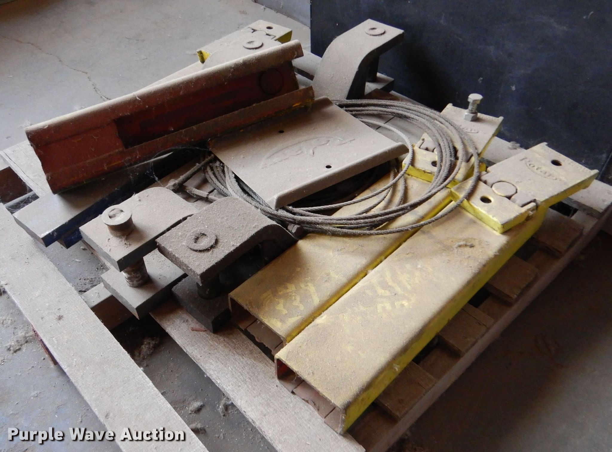 Rotary SP84 two post automotive lift in Larned, KS | Item LP9338 sold ...