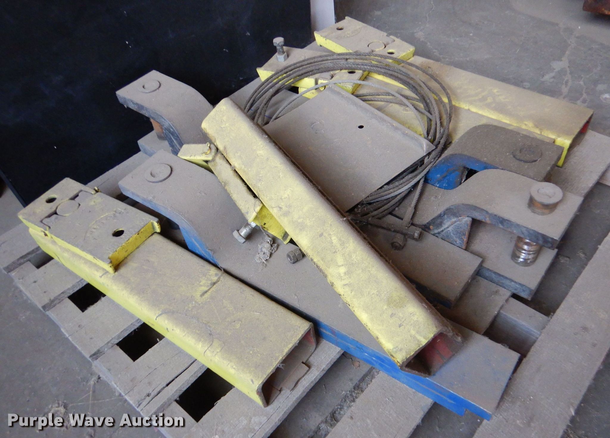 Rotary SP84 two post automotive lift in Larned, KS | Item LP9338 sold ...