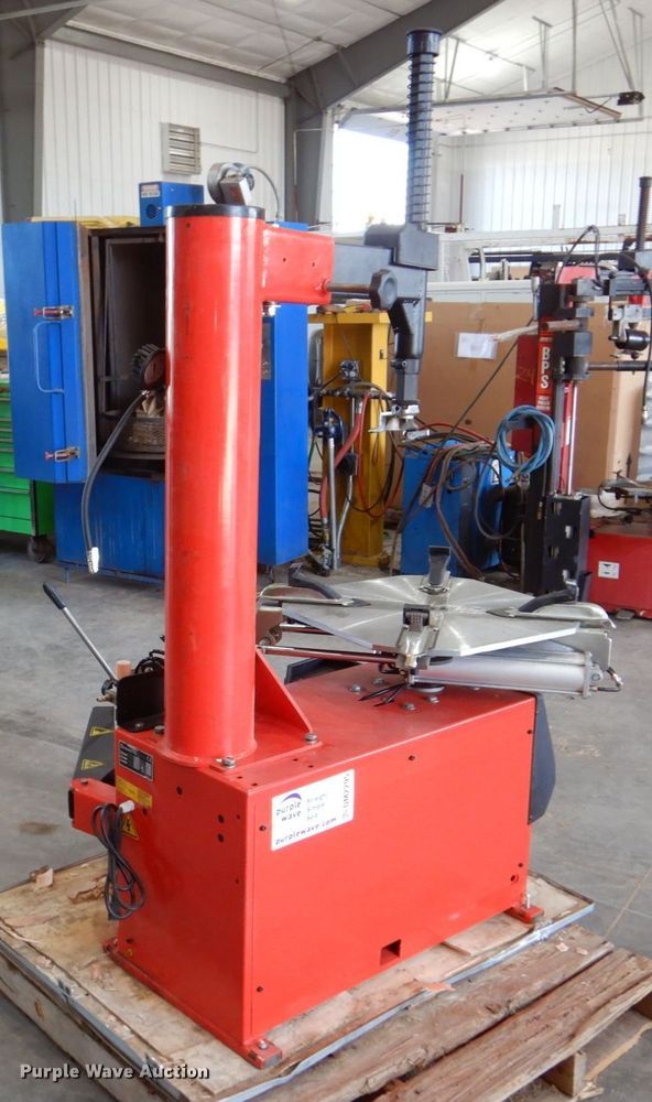 Agrotk ATK-TC24 rim-clamp tire machine in Waterloo, NE | Item DM2295 ...