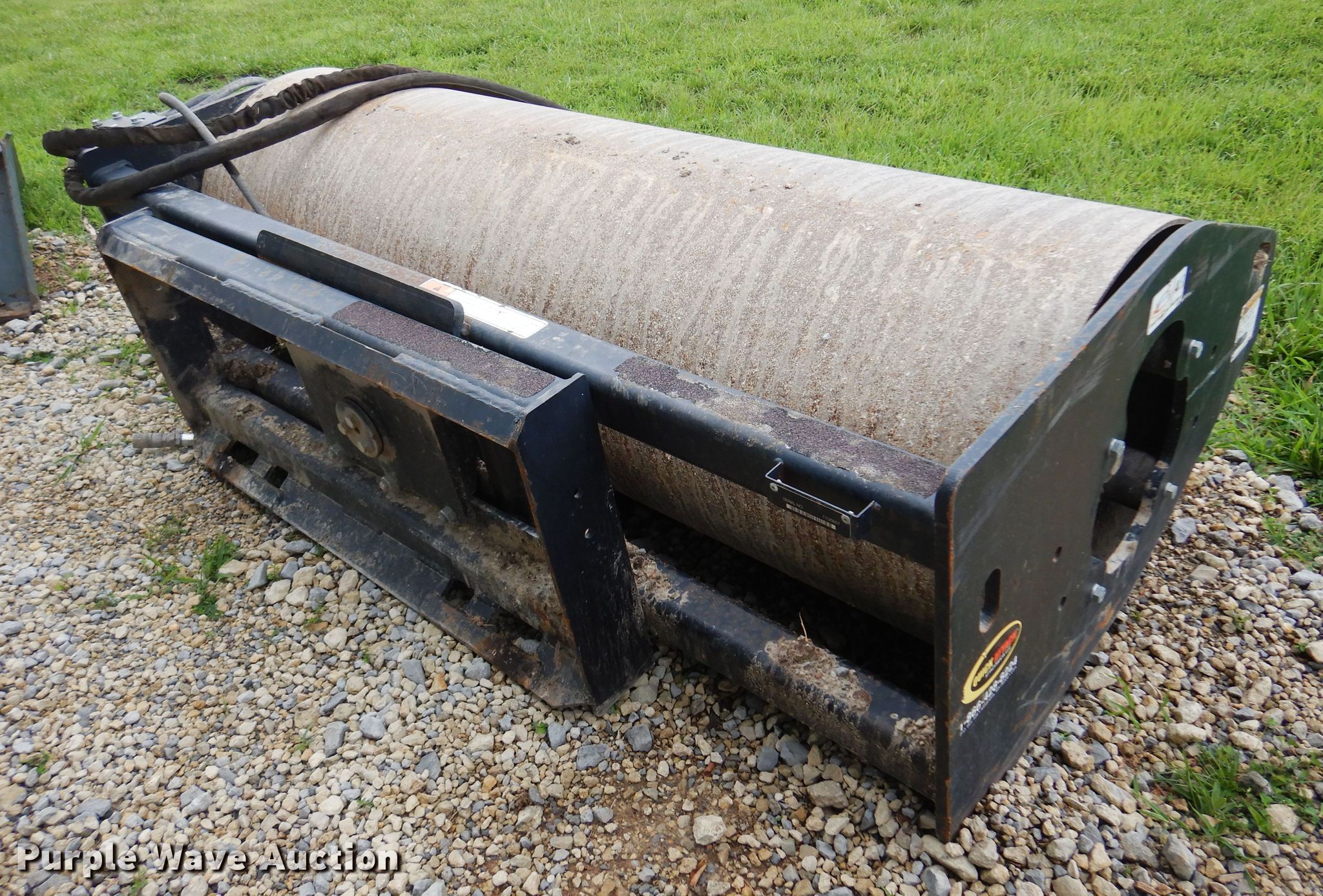 Quick Attach 72"W skid steer vibratory roller in Augusta, KS | Item ...