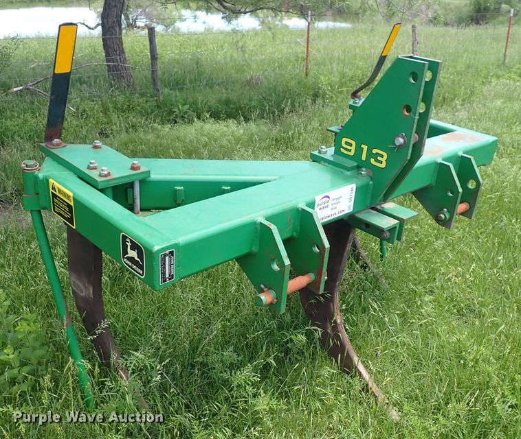 John Deere 913 V-ripper in Kingman, KS | Item DS7148 sold | Purple Wave