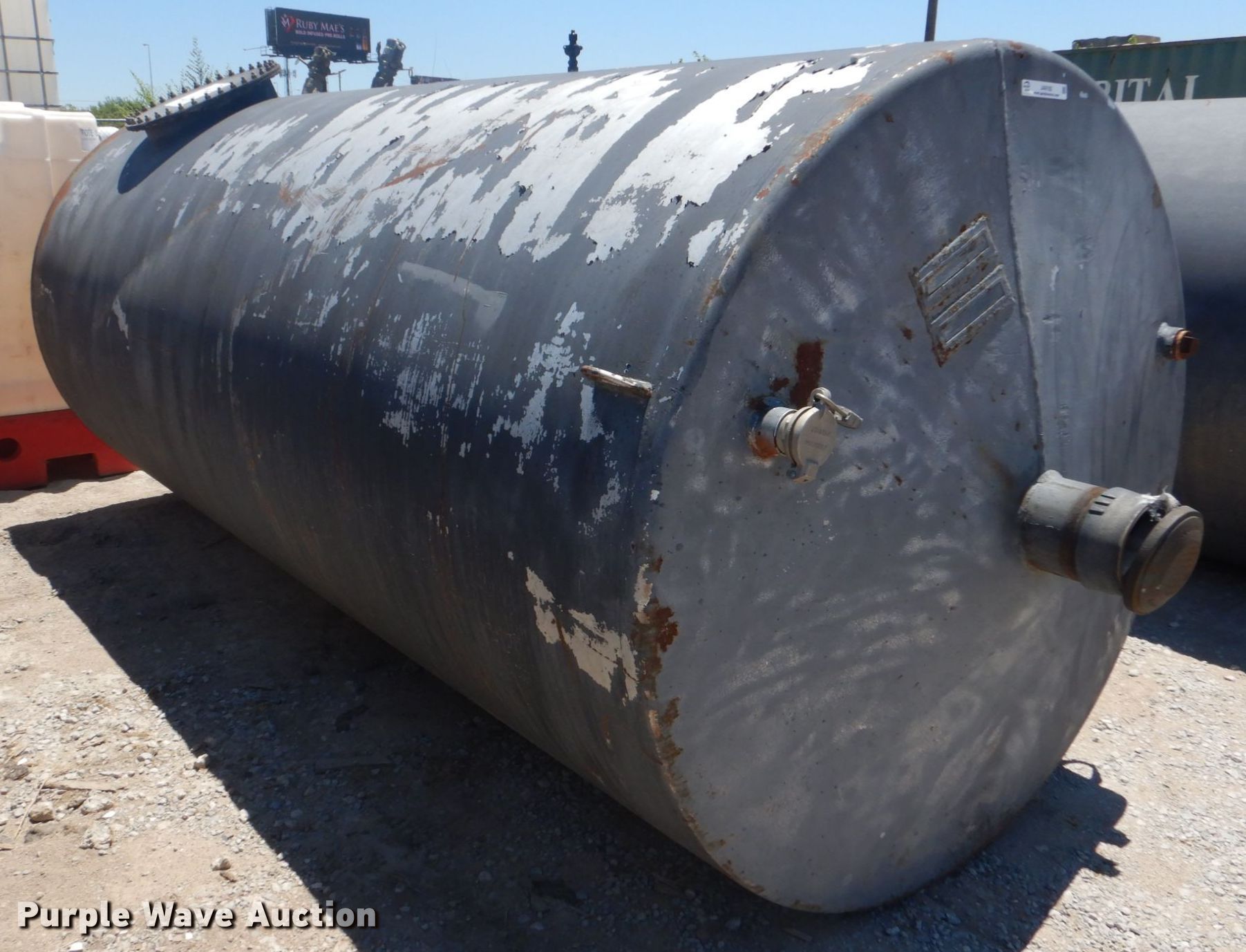 Bulk tank in Tulsa, OK | Item JA9192 sold | Purple Wave