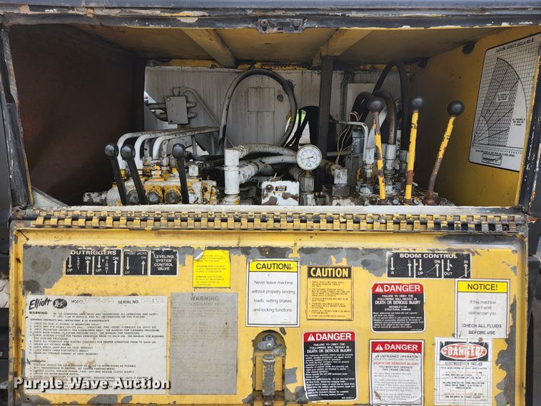 1992 GMC TopKick C7H064 bucket truck in Troy, MO | Item KE9786 sold ...