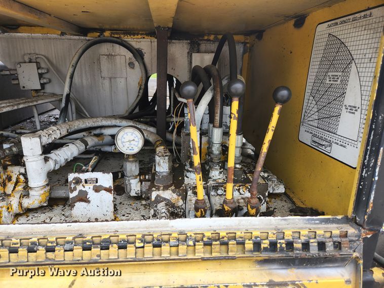 1992 GMC TopKick C7H064 bucket truck in Troy, MO | Item KE9786 sold ...
