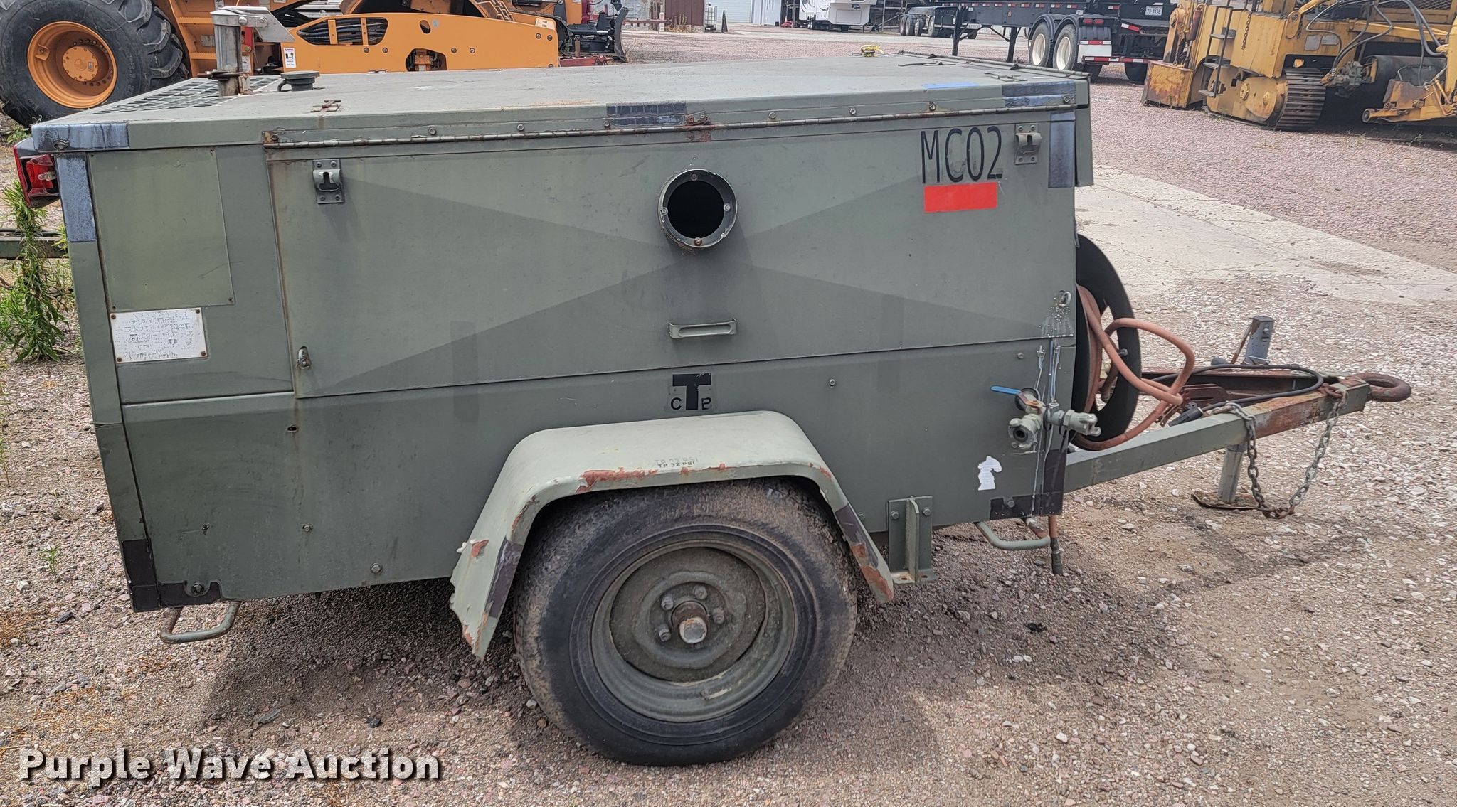 1994 Davey air compressor in Homer, NE | Item JC9814 sold | Purple Wave
