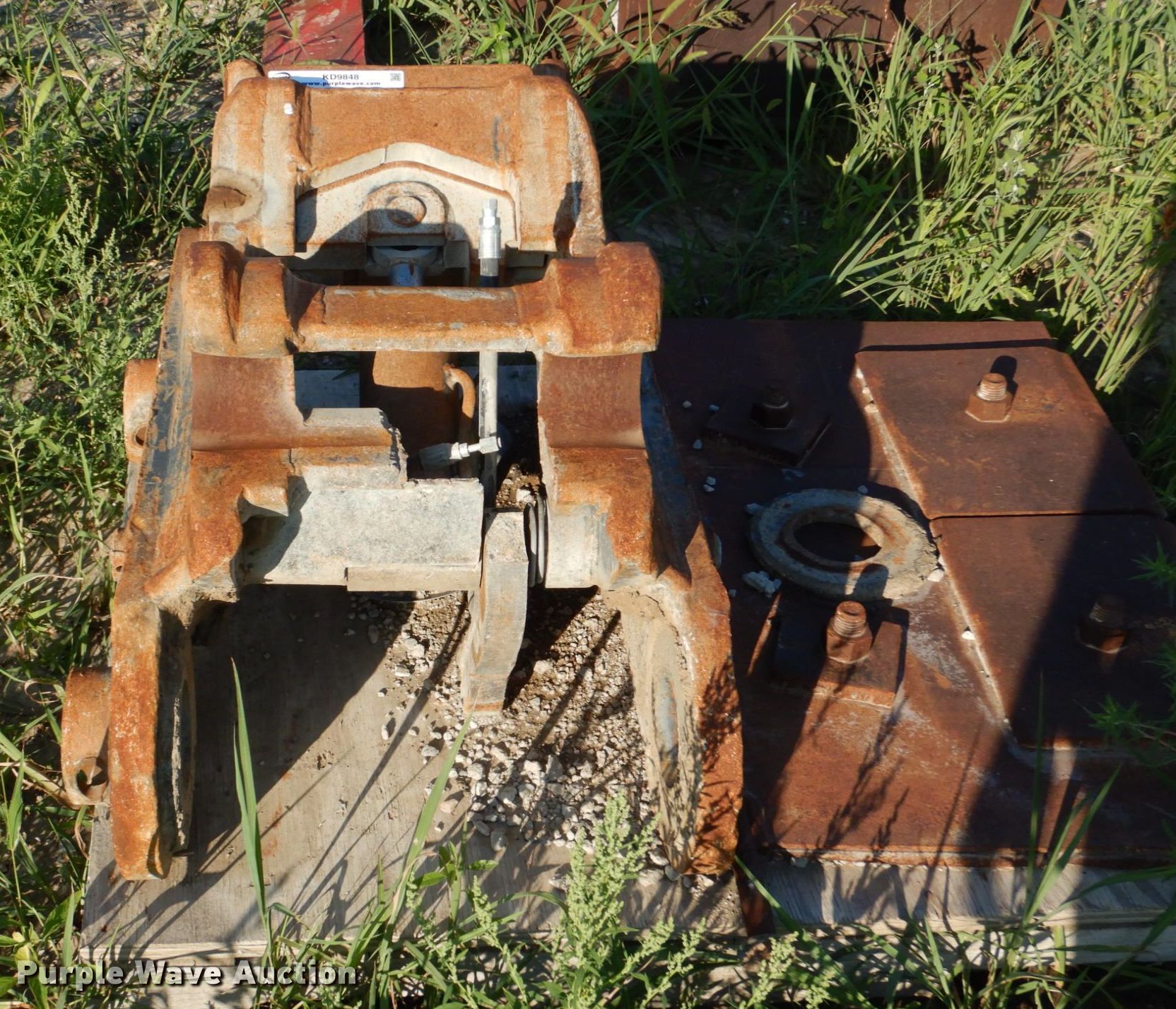 JRB quick attach adaptor in Lincoln, NE | Item KD9848 sold | Purple Wave