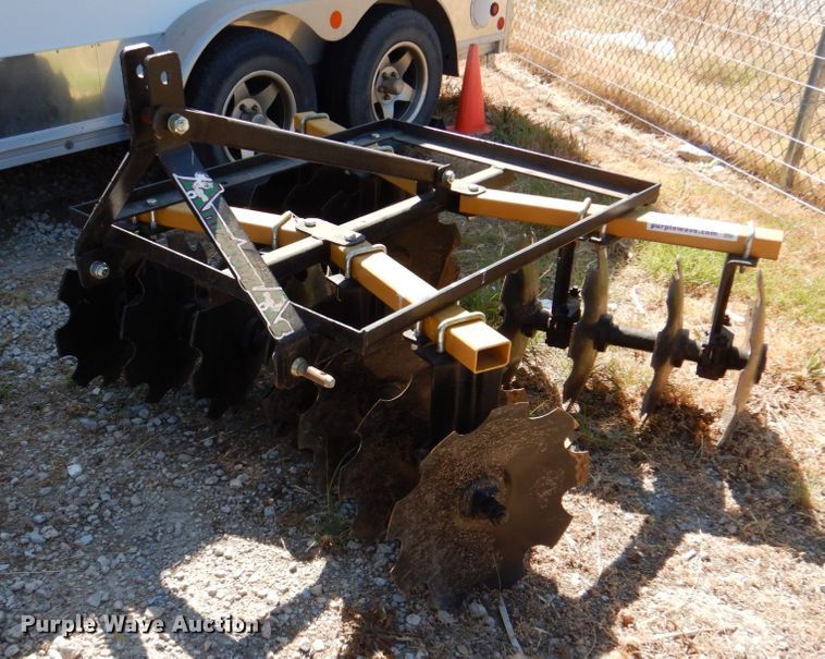 Armstrong Ag tandem disk in Plano, TX | Item DR1940 sold | Purple Wave