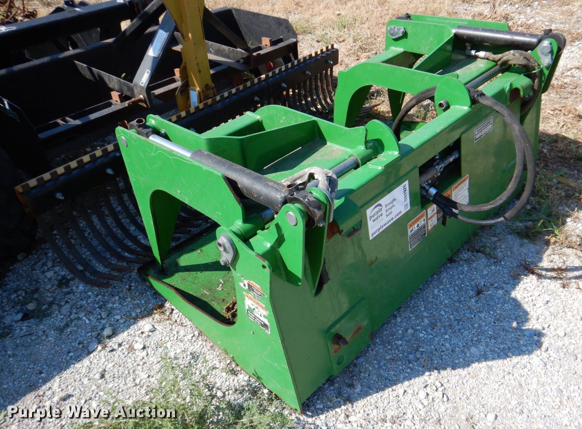 Frontier 60" W grapple bucket in Plano, TX | Item DR1926 sold | Purple Wave